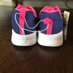 Zone Pro | Shoes | Girls Zone Pro Athletic Shoes | Poshmark